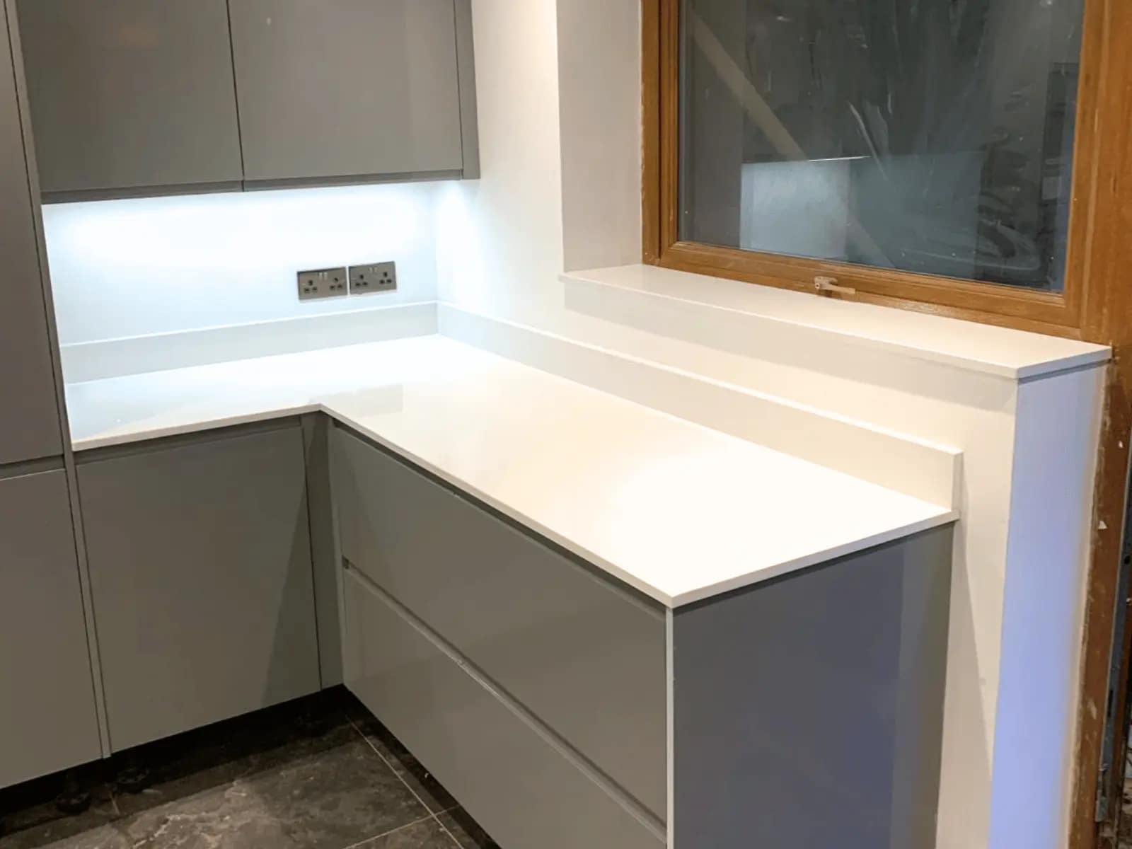 Fugen Quartz Kitchen Worktop In Yorkshire